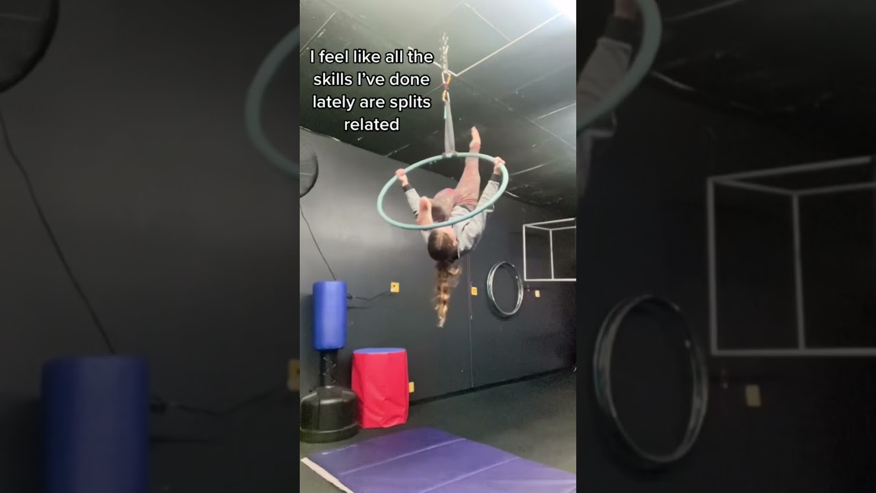 Aerial hoop Russian splits - AerialFitness