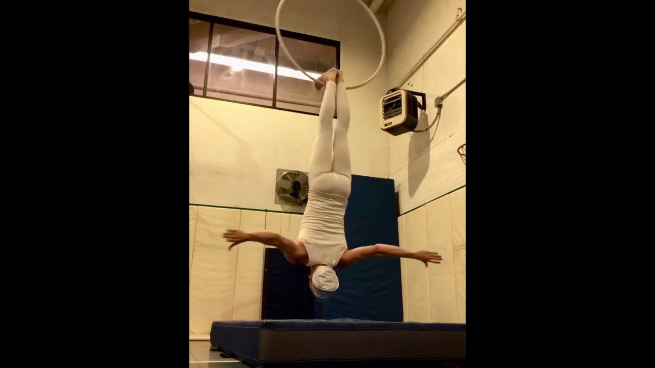 Aerial Lyra/Hoop - Double Foot Hang - AerialFitness
