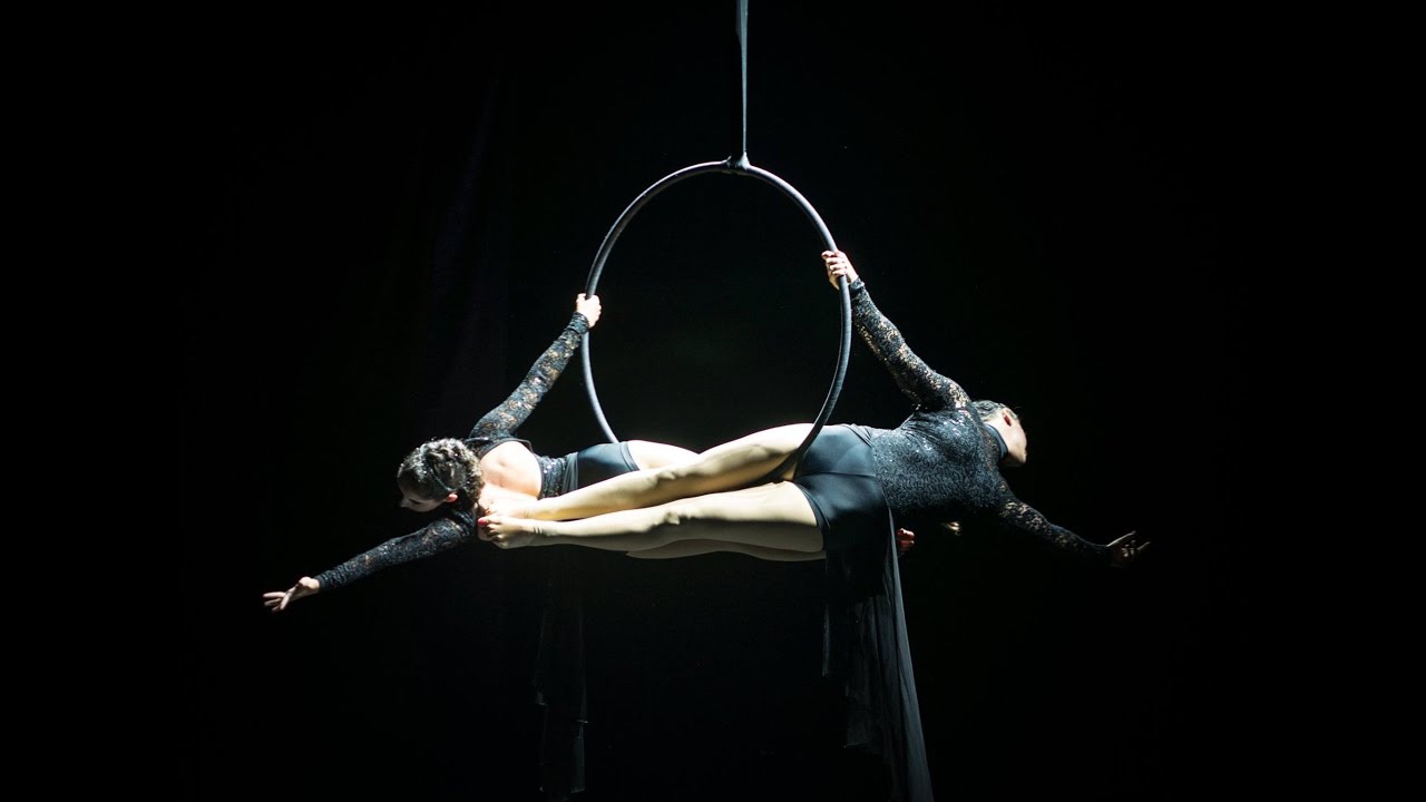 Doubles Lyra / Aerial Hoop Duo: Cirque du Spinsters - AerialFitness
